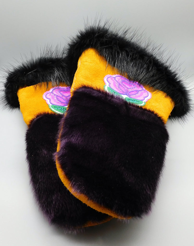 Seal Fur Gauntlets – North End Gallery