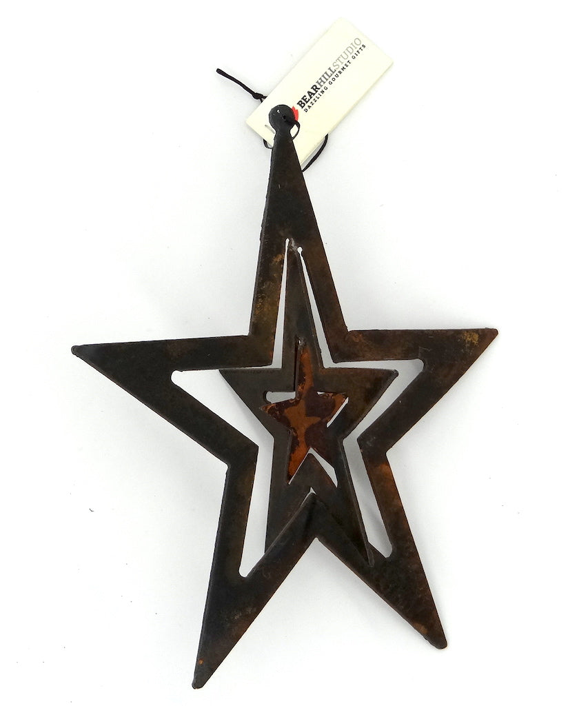 Rusted Metal Hanging Star – North End Gallery