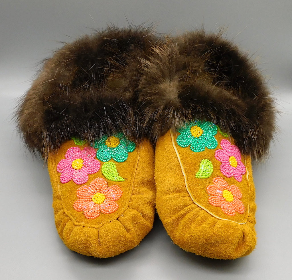 Beaded Moosehide Slippers-Flower Design-Size 11 – North End Gallery